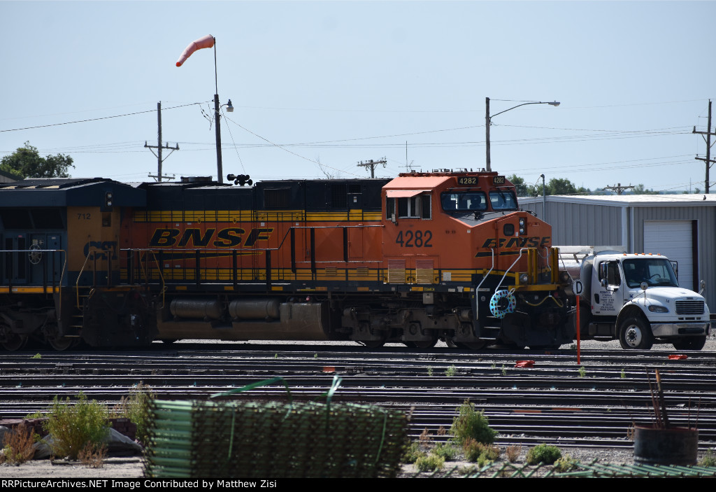 BNSF 4282